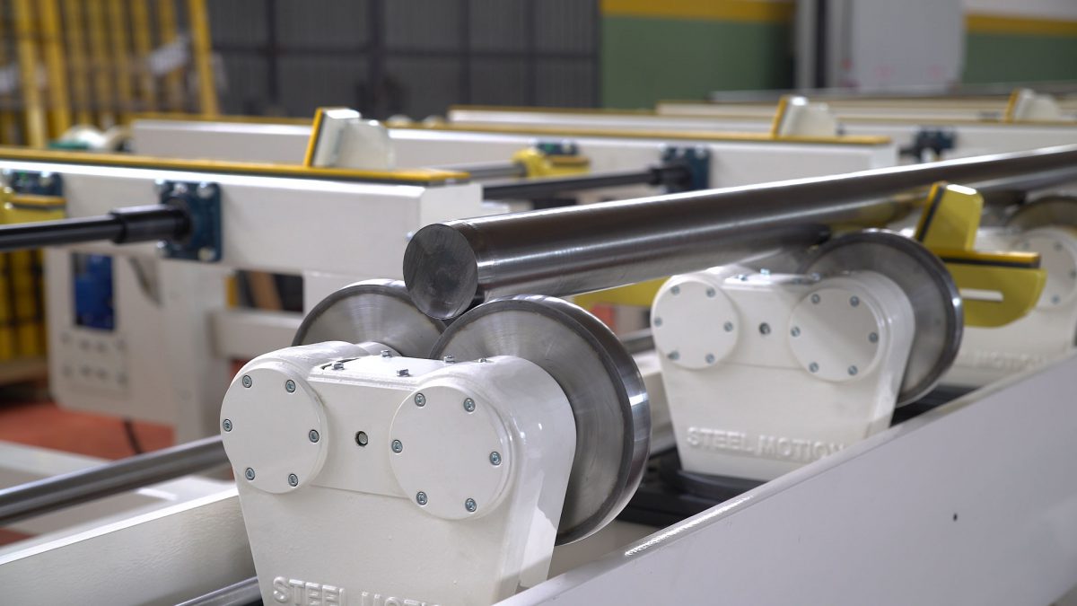 Loading and unloading systems for round bars and tubes – Steel Motion